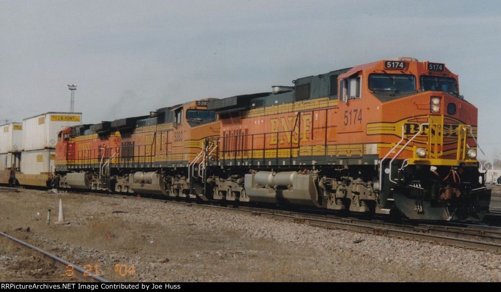 BNSF 5174 East